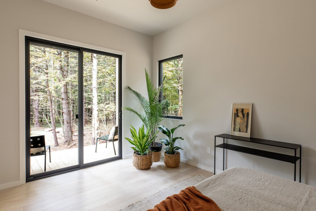 ESCAPE BROOKLYN – Forest Ledge in Round Top, NY