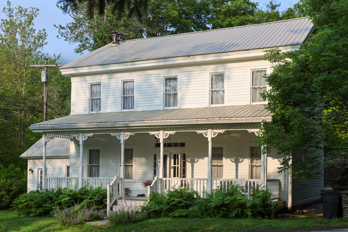 ESCAPE BROOKLYN – A Guide to Callicoon, NY